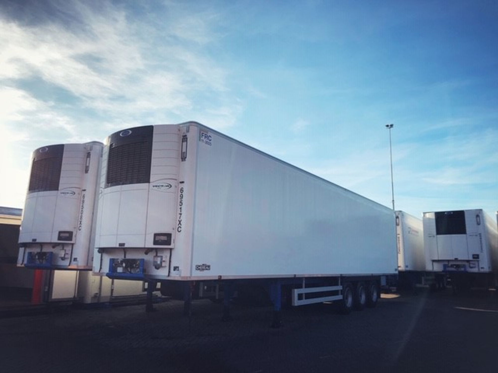 Koeltrailer huren | Vind uw vriestrailer | Dawsongroup